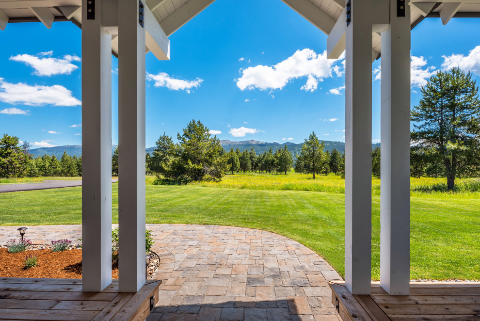 Modern Farmhouse - Boise - by McCall Design & Planning | Houzz