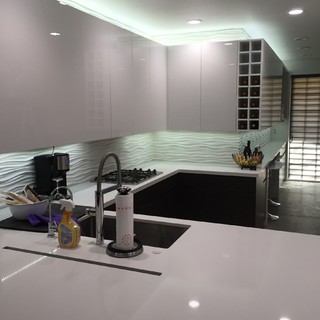 high gloss acrylic/textured laminate kitchen - Modern - Miami - by ...