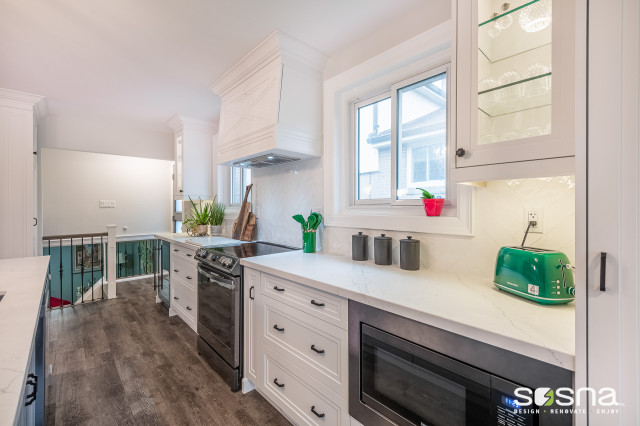 Scarborough Kitchen Renovation - Minimizing the split in this 1990’s ...