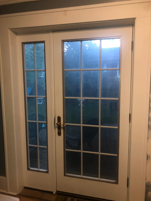 Looking for covering ideas for this small window on front door