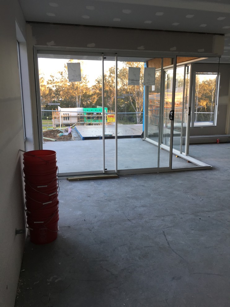 Fly screen options for corner stacker doors? | Houzz AU