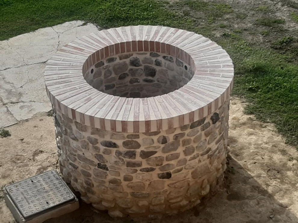 Trattamento per muratura in pietra faccia vista di un pozzo