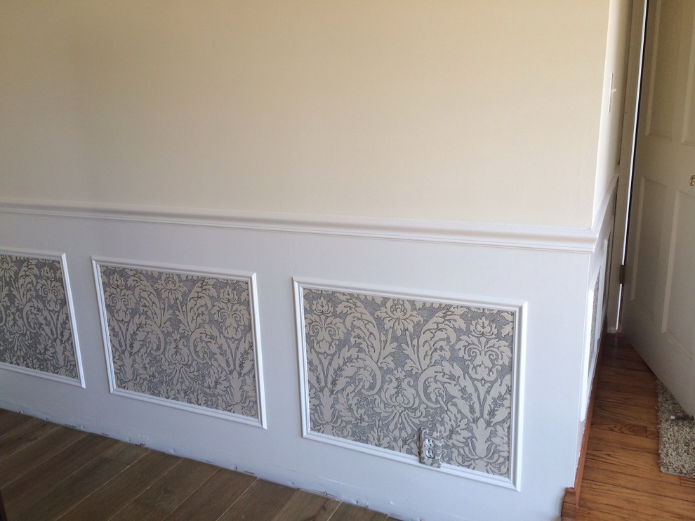 Paint color to coordinate with wallpaper | Houzz Forum