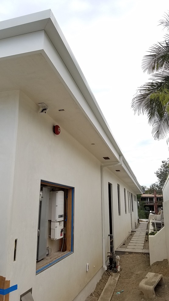 Corona Del Mar Modern Home, Square Gutters and Downspouts in .032 ...