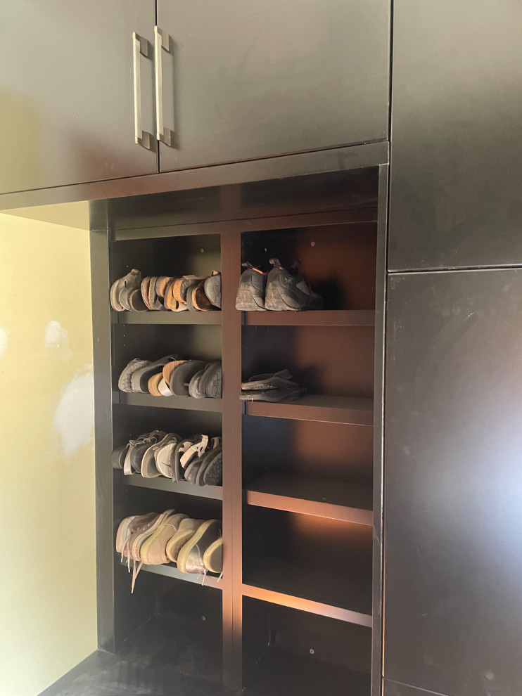 Entry for shoes - Beach Style - Entry - Vancouver - by The Design Room ...