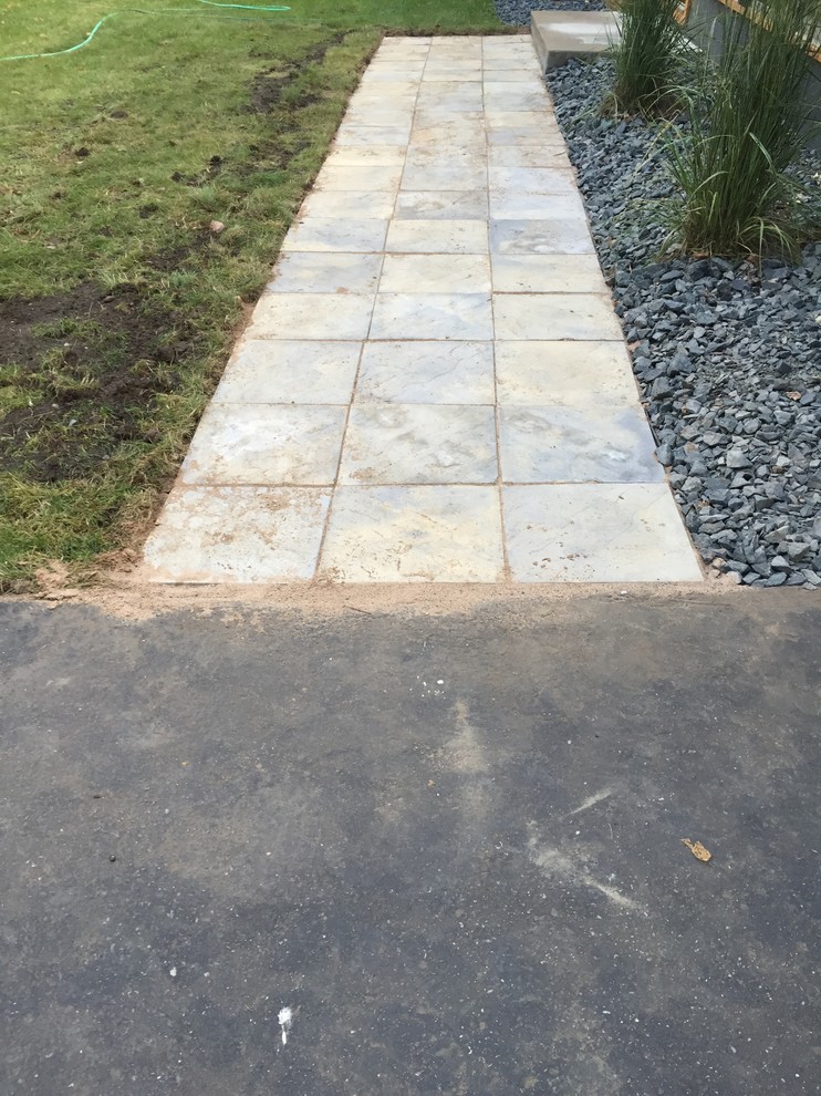 Change paver sidewalk pattern?
