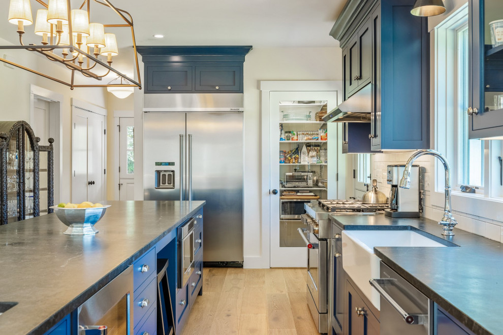 New England Barn Home Farmhouse - Farmhouse - Kitchen - Boston - by ArtCraft Homes LLC | Houzz