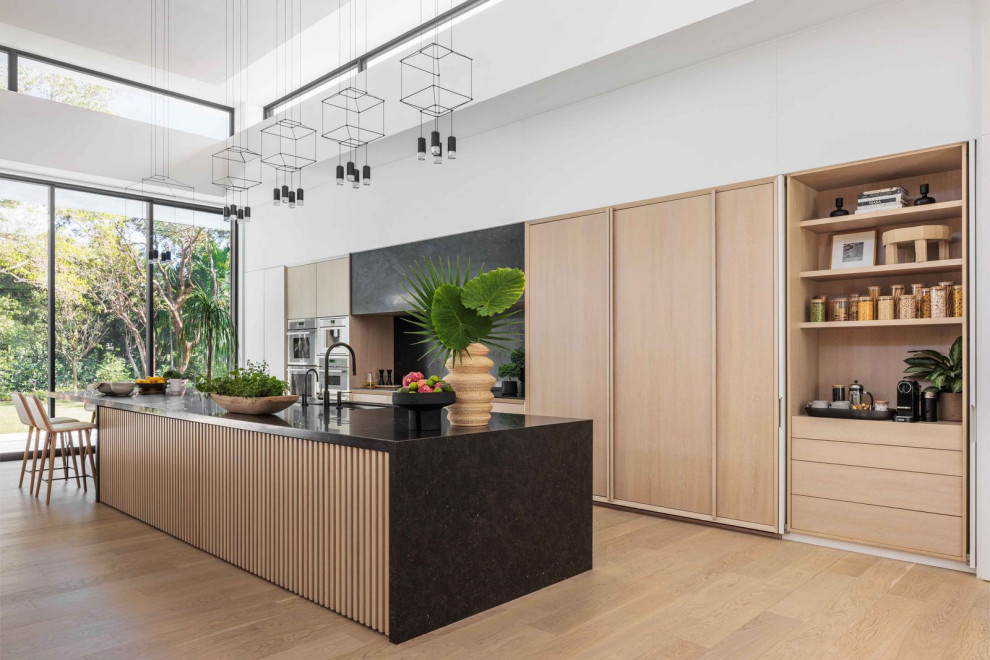 Pinecrest - Modern - Kitchen - Miami - by WECSELMAN DESIGN | Houzz