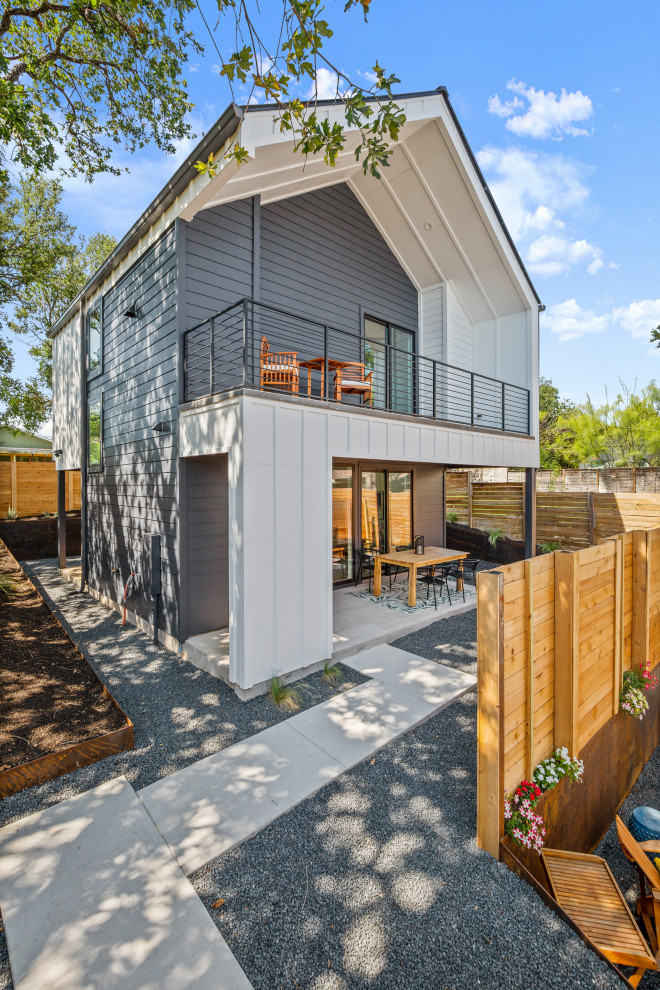 East Austin - Custom Home Build 2 - Exterior - Austin - by Freccia ...