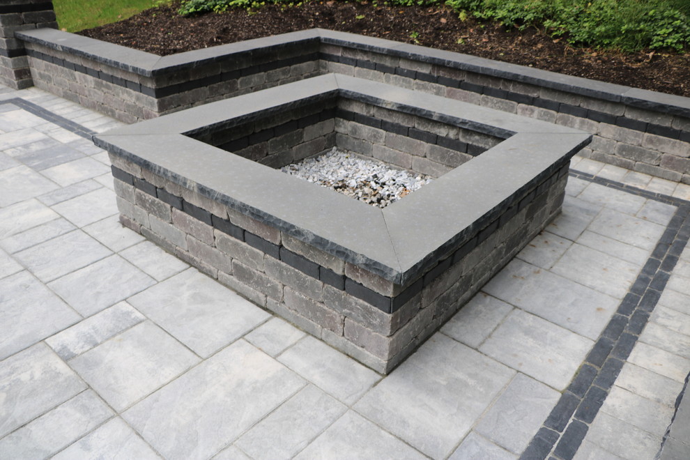 Large Scale Patio and Fire Pit: Unilock Beacon Hill Flagstone Pavers ...
