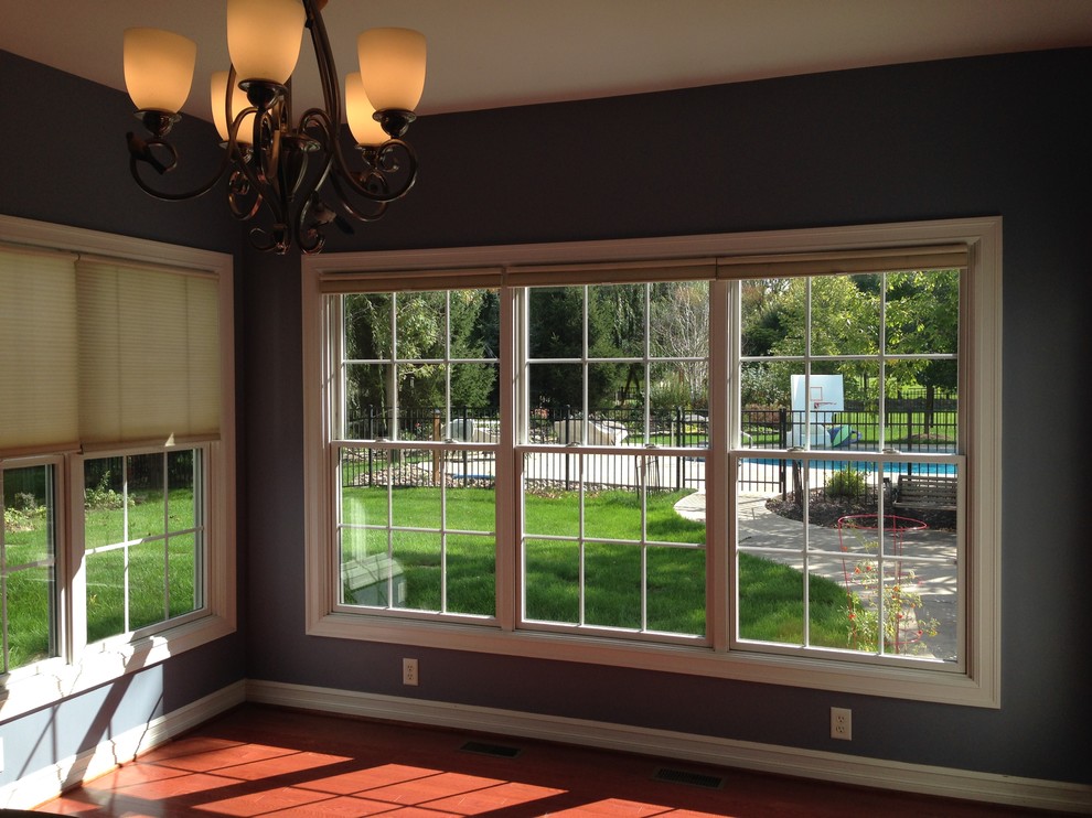 Window treatment question: Queen Anne Valances