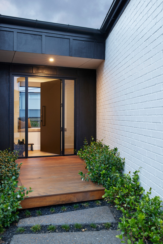 The 15 Degree Hosue - Modern - Hamilton - by Studio H Design | Houzz