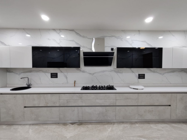 Modular Kitchen - Modern - Kitchen - Delhi - by Wurfel Kuche | Houzz UK