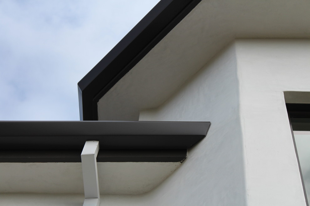 6 inch Angle Face/Flat Face Gutters with smooth Downspouts in Pacific ...