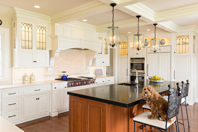 Kitchen of the Week: A Cape Cod Classic
