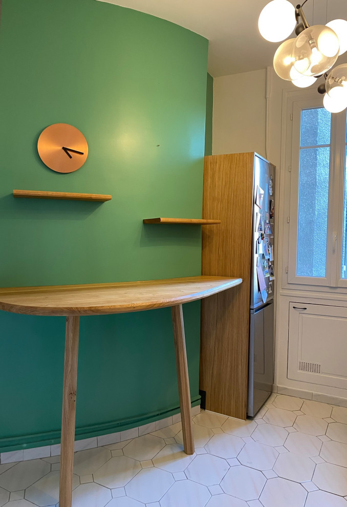 Table haute de cuisine sur mur courbe et aménagements - Contemporáneo ...