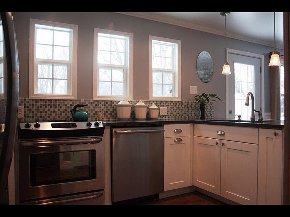 vent problem.... stove under window!