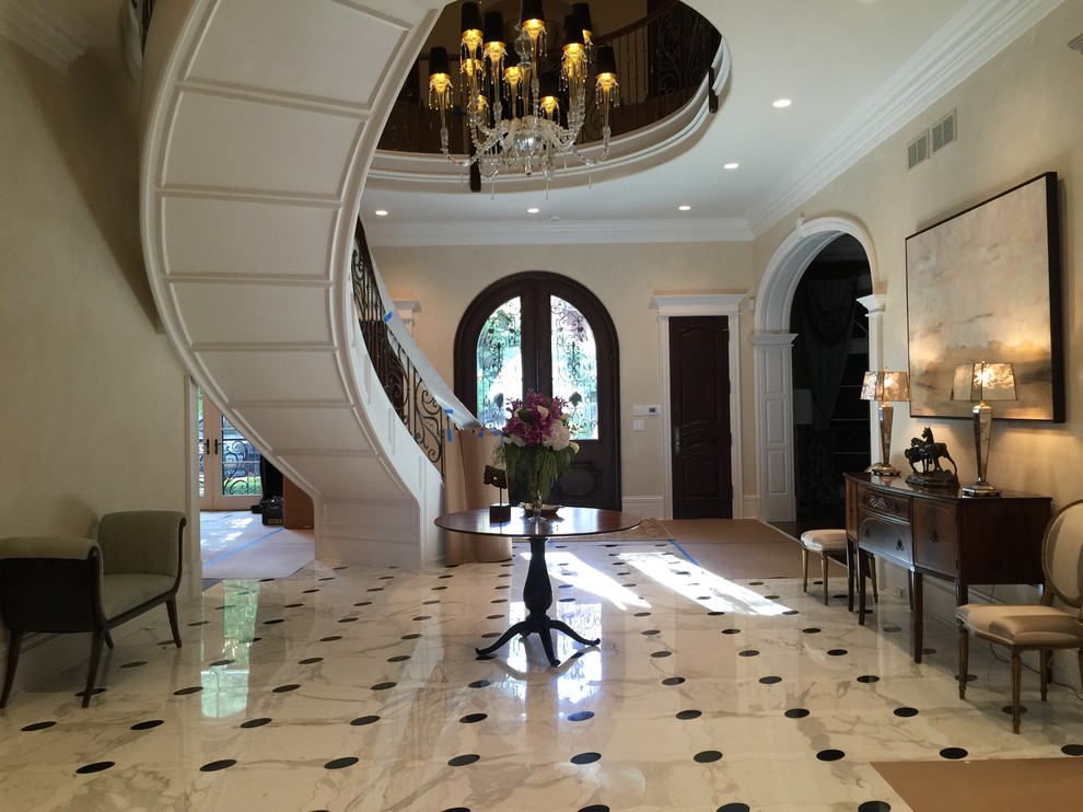 Entry Ways - Chicago - by Caroline Perzan Design | Houzz IE