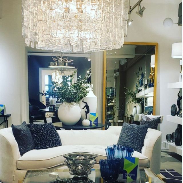 Spectacular Glass Chain Links Chandelier Art Glass Gold 38 in Round ...