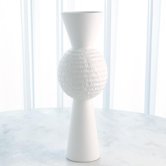 High Chiseled Orb Large Matte White Vase - Transitional - Vases - by Lighting Reimagined | Houzz