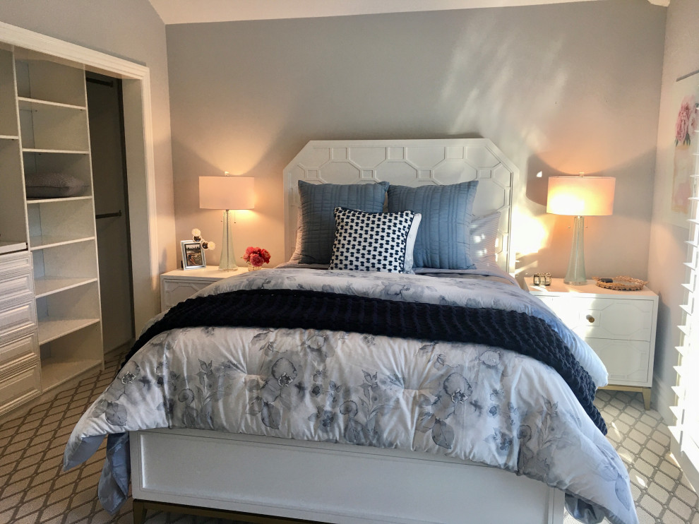 To mirror or not to mirror?