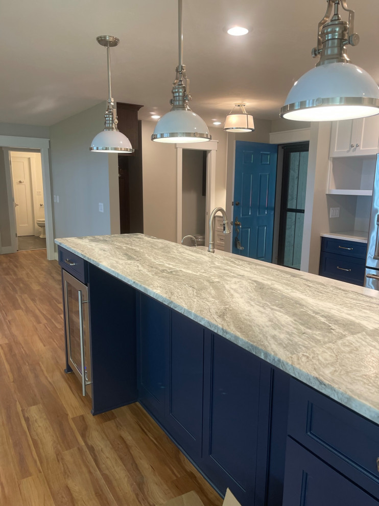 Stunning Quartz Countertops - Modern - Kitchen - Other - by DOOR COUNTY ...