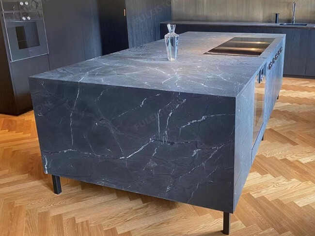 Stone Pros...settle this for me please: Negresco Granite vs quartzite