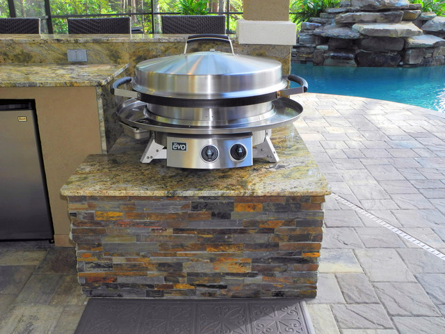 Outdoor Kitchen Installations with Evo Circular Cooktop - Traditional ...