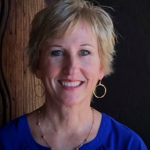 Carol Borowski's Instagram, Twitter & Facebook on IDCrawl