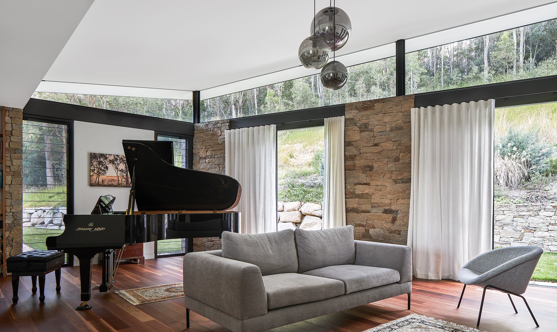New Nature-Inspired Home Built on a Hill in Brisbane | Houzz AU