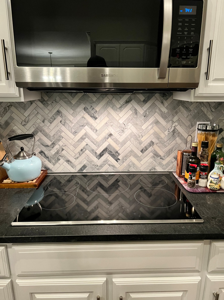 New Backsplash cracked