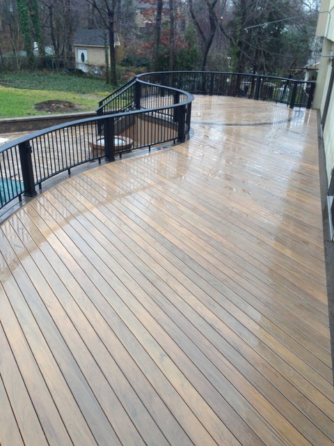 Timbertech Legacy Tigerwood Decking with Legacy Mocha Border ...