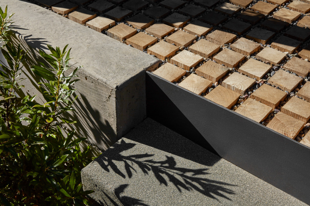 modern front porch in san anselmo - Modern - Porch - San Francisco - by ...