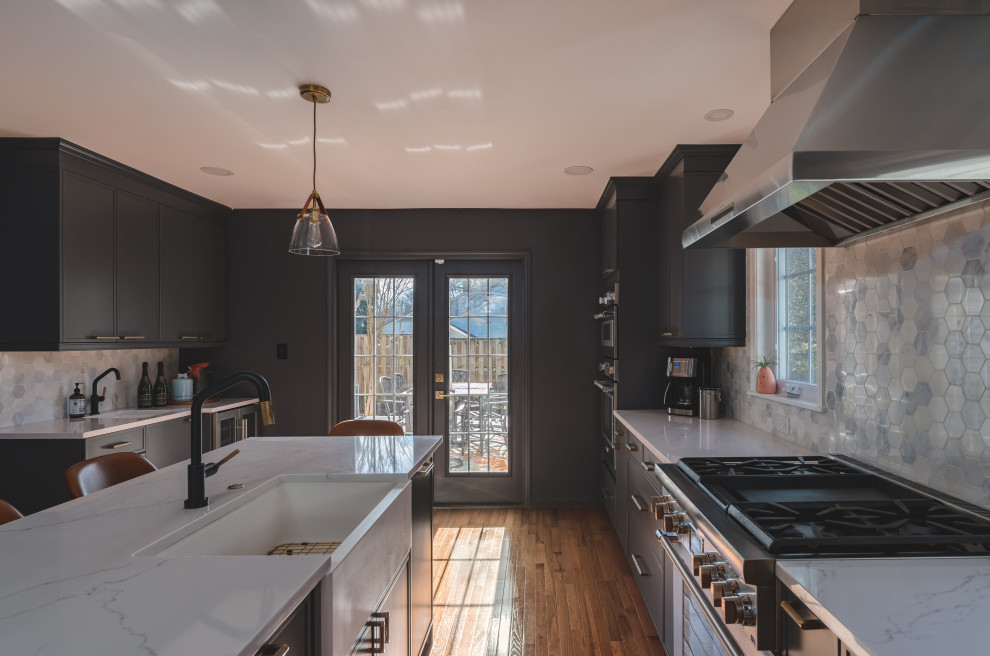 Dark Kitchen - Kitchen - DC Metro - by FineLine Kitchens, Inc. | Houzz