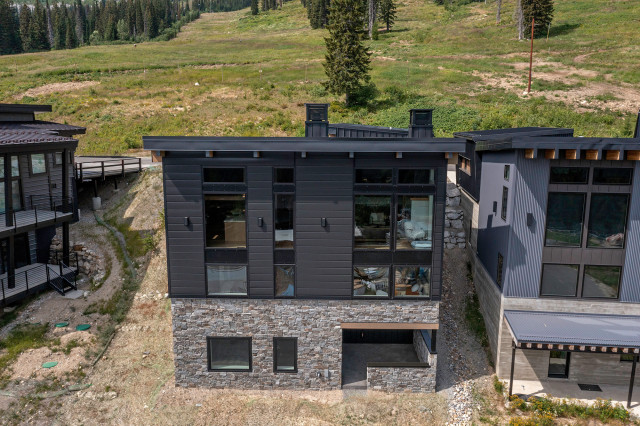 A Modern Ski Cabin - Rustic - House Exterior - Seattle - by MB Builders ...