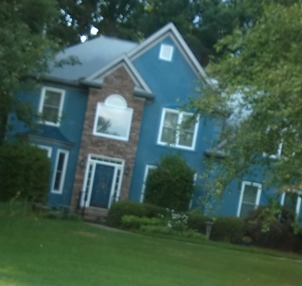 Ugly Smurf Blue House Needs Help | Houzz Forum