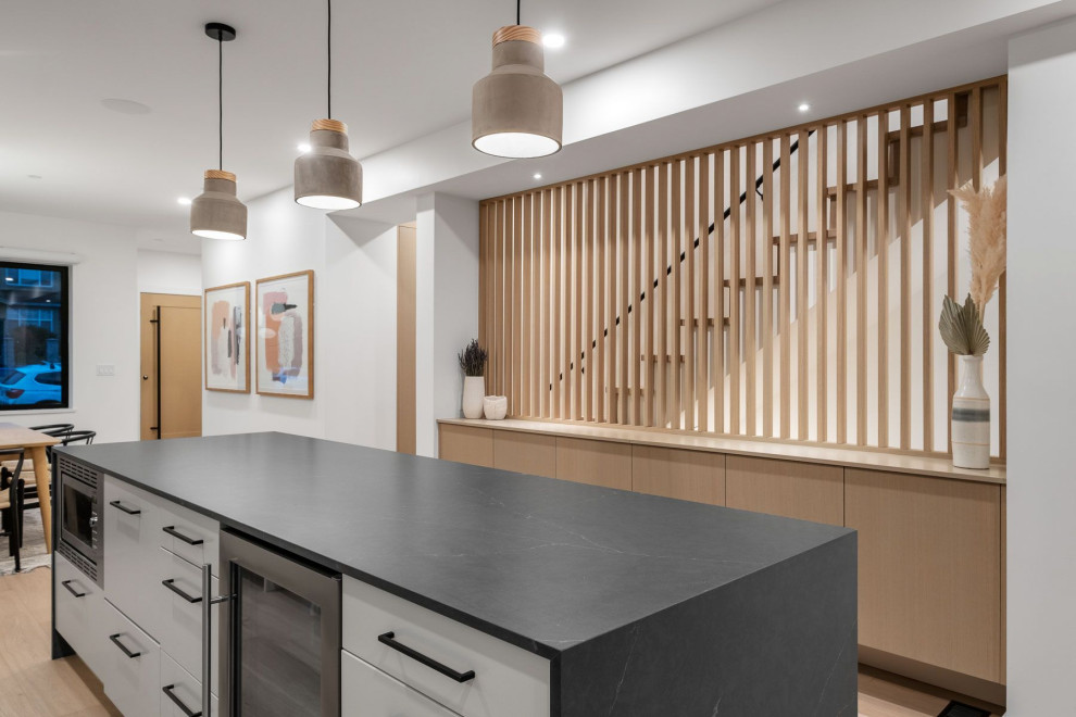 Slab Door Modern Style Kitchen Cabinet - Modern - Kitchen - Vancouver ...