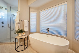 Master Bathroom - Contemporary - Bathroom - Phoenix - by Mariano & Co., LLC