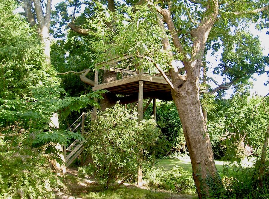 Elevated Tree Deck - Farmhouse - Landscape - Surrey - by Treehouse Life ...