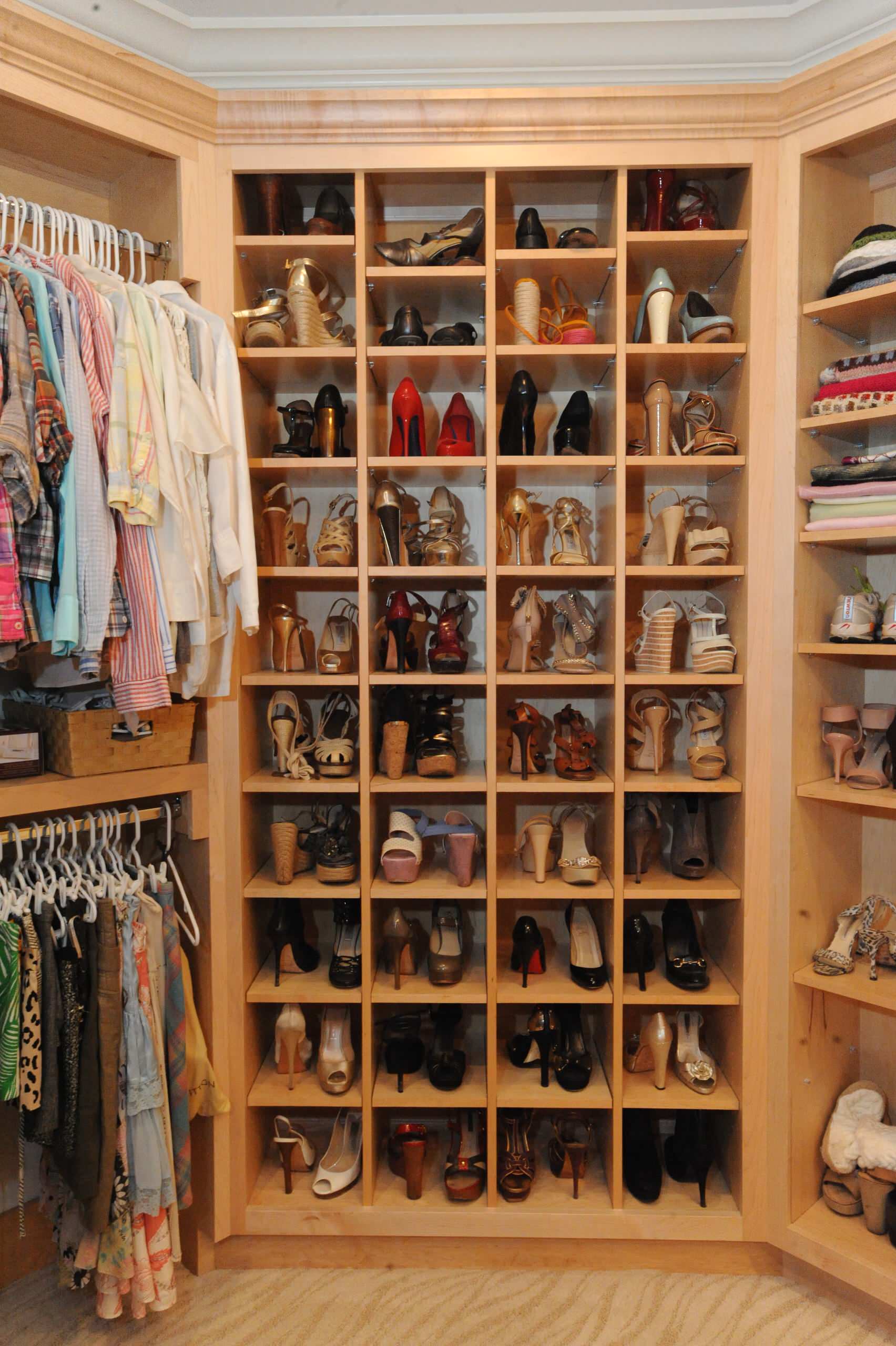 40 of the Most Popular Wardrobe Designs on Houzz