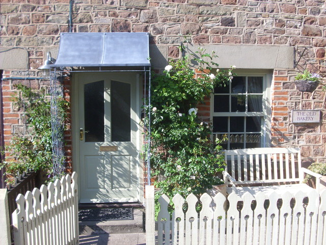 11 Design Ideas for Small Front Gardens | Houzz IE