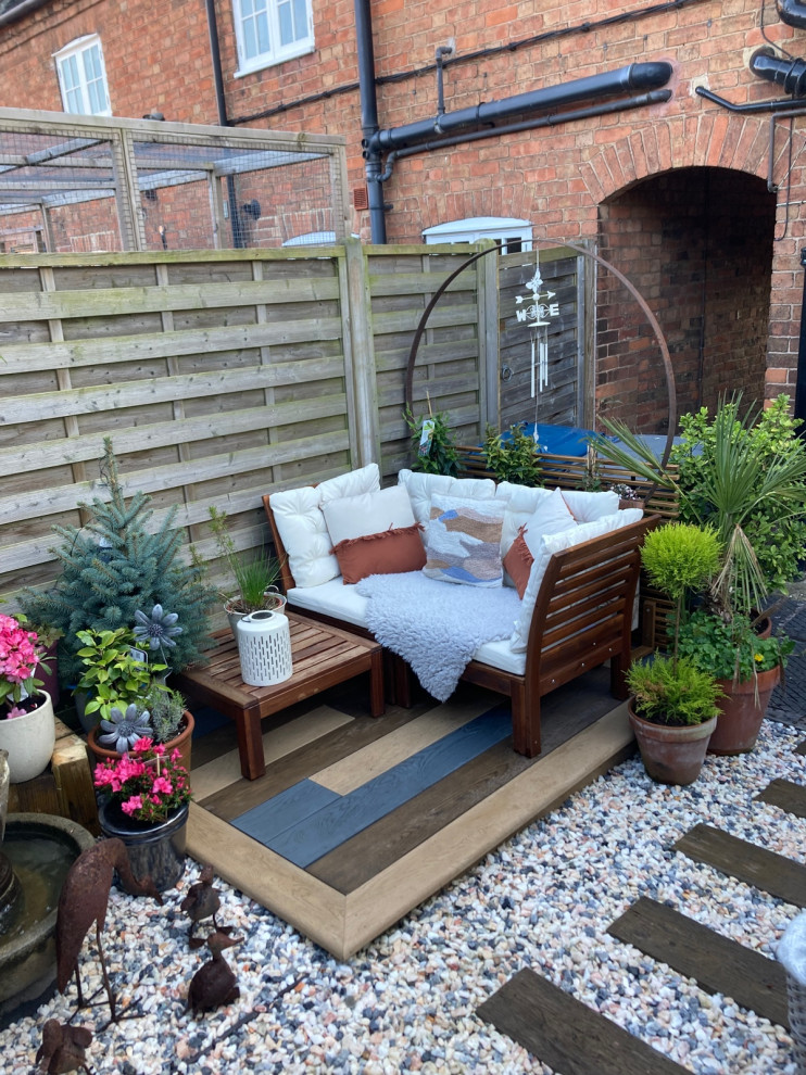 32 Garden Seating Areas Surrounded by Greenery | Houzz UK