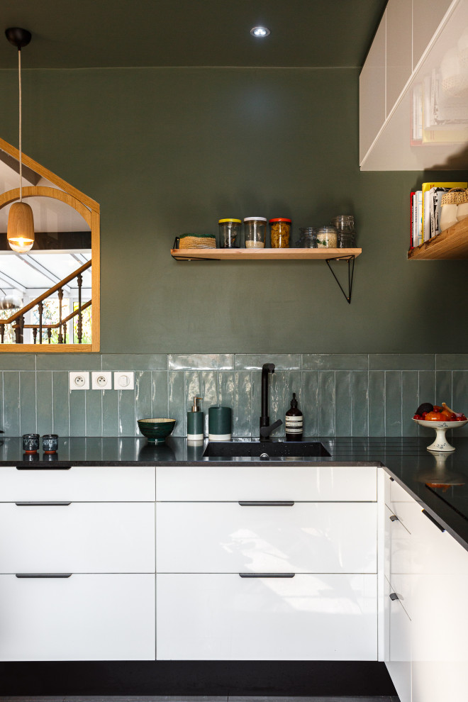 Rénovation partielle d'une maison parisienne - Scandinavian - Kitchen ...