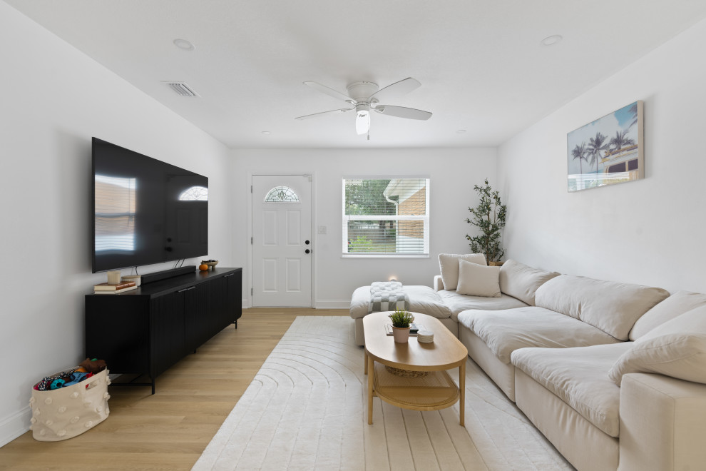 Soho Craftsman | Modin Rigid LVP Collection Coastal Customer Space | FL ...