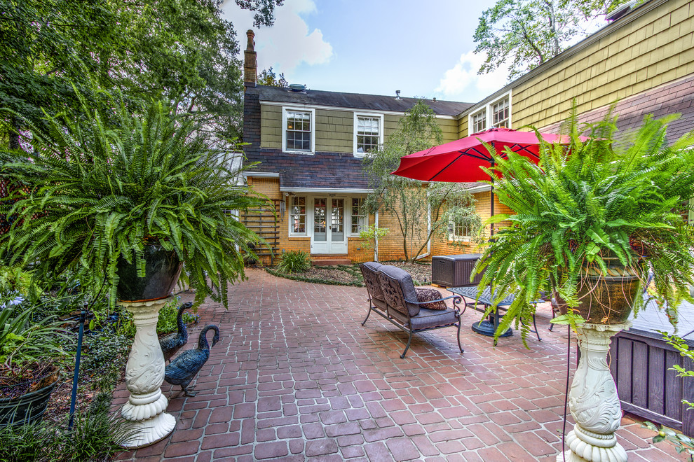Classic Colonial Dutch in Historic San Augustine, Texas - Traditional ...