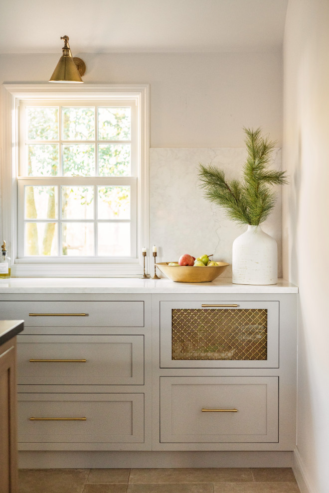 Modern Colonial Revival Kitchen - Transitional - Kitchen - New York - by Robinwood Kitchens | Houzz