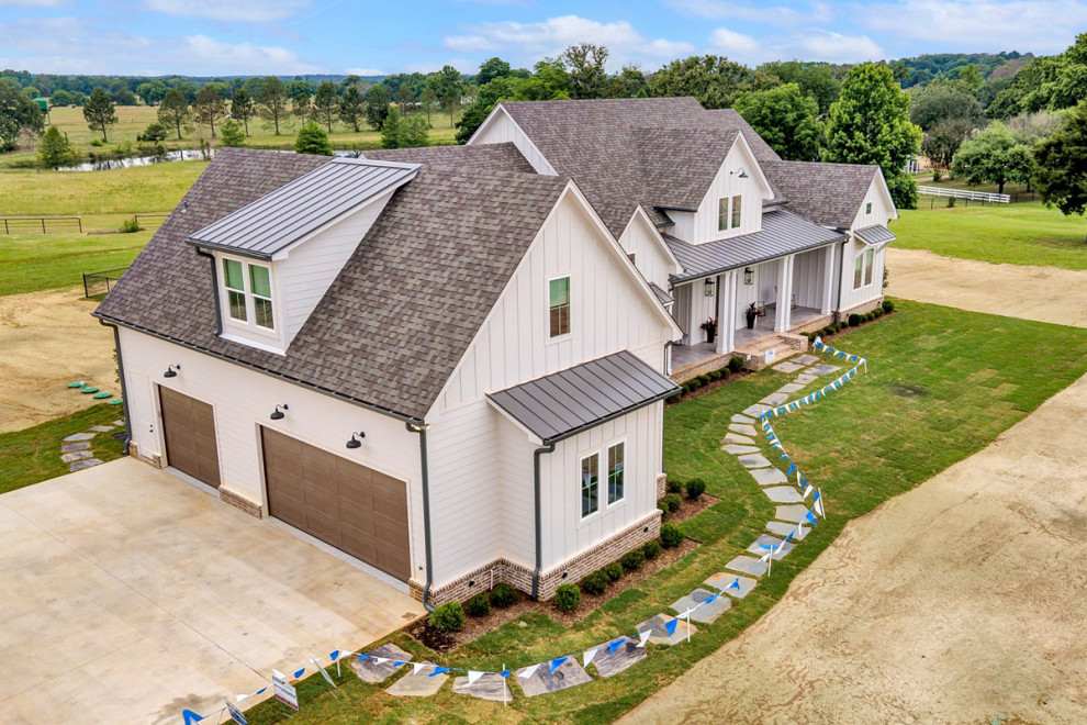 Architectural Designs Modern Farmhouse Plan 56460SM comes to life in ...