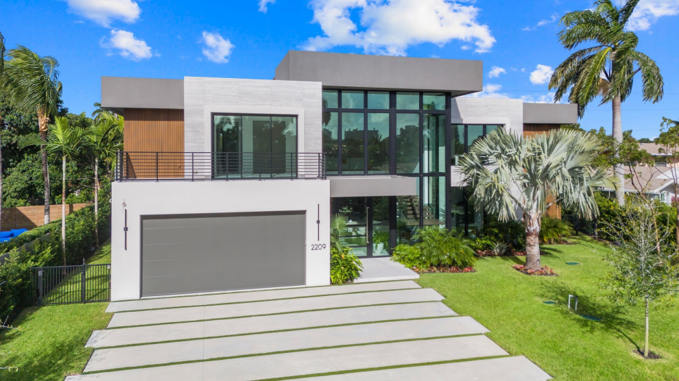 STAGGERED DESIGNER CONCRETE SLABS DRIVEWAY & FLOATING PORCH ...