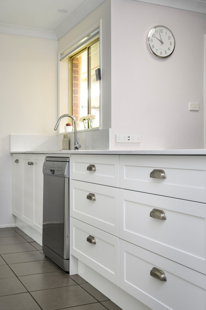 The Shaker Abode - Traditional - Kitchen - Newcastle - Maitland - by ...