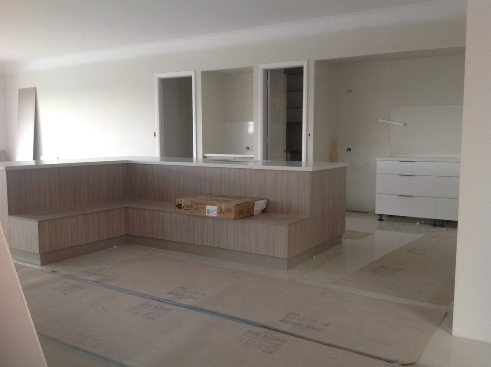 Integrated bench seat in Island bench. | Houzz AU